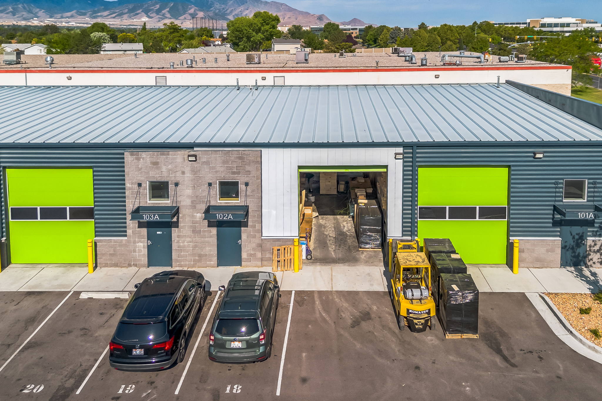 Small Warehouse Space for Rent in West Valley, Utah