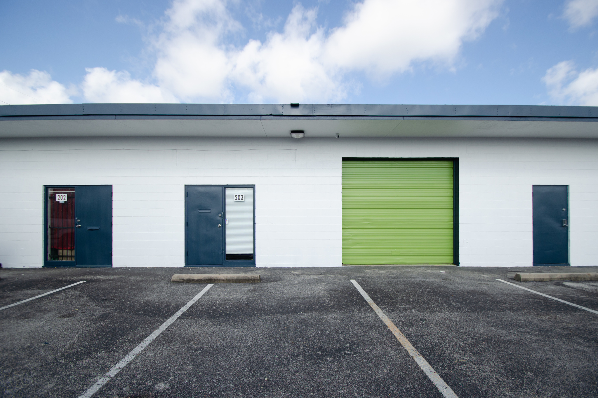 Small Warehouses for Rent in Southwest Houston, TX | WorkBay